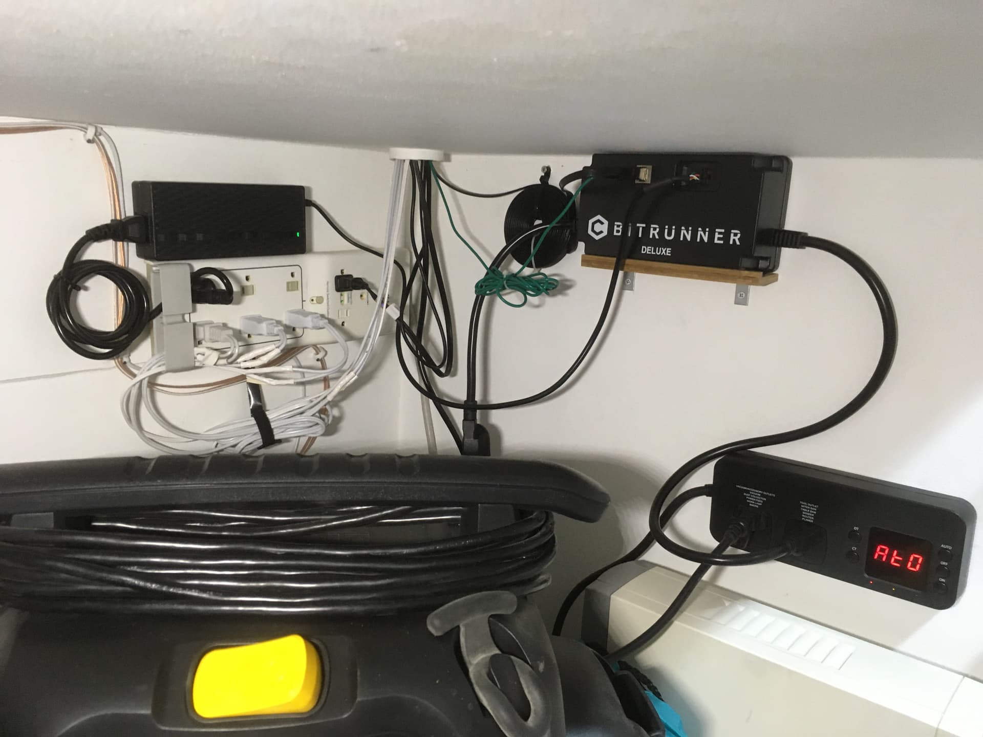 Bitrunner v2 + Dust Right dust collector = fuse blown - CNC Machines ...